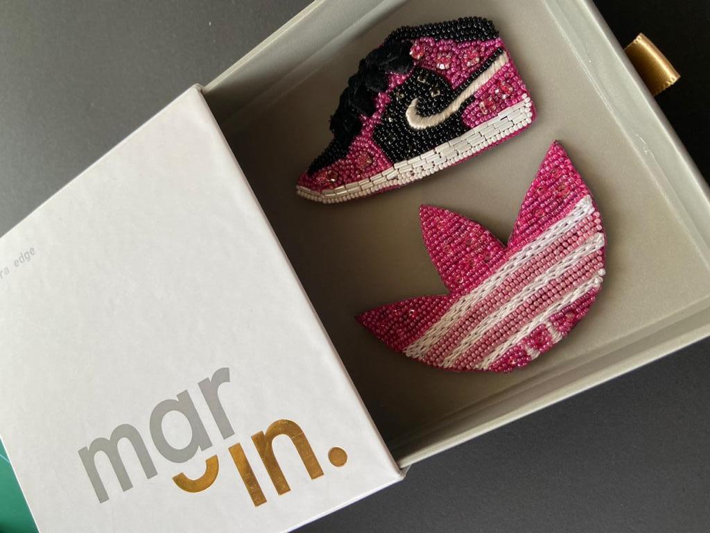 customised – Margin label